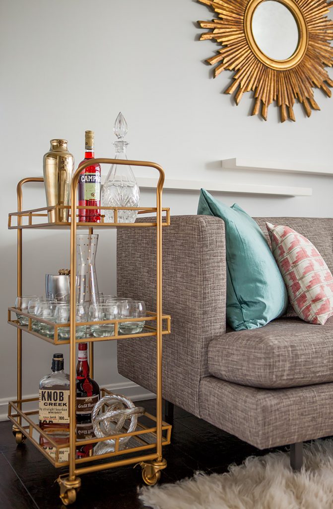 5 Chic & Stunning Havenly Bar Cart Styles | Havenly Blog | Havenly ...