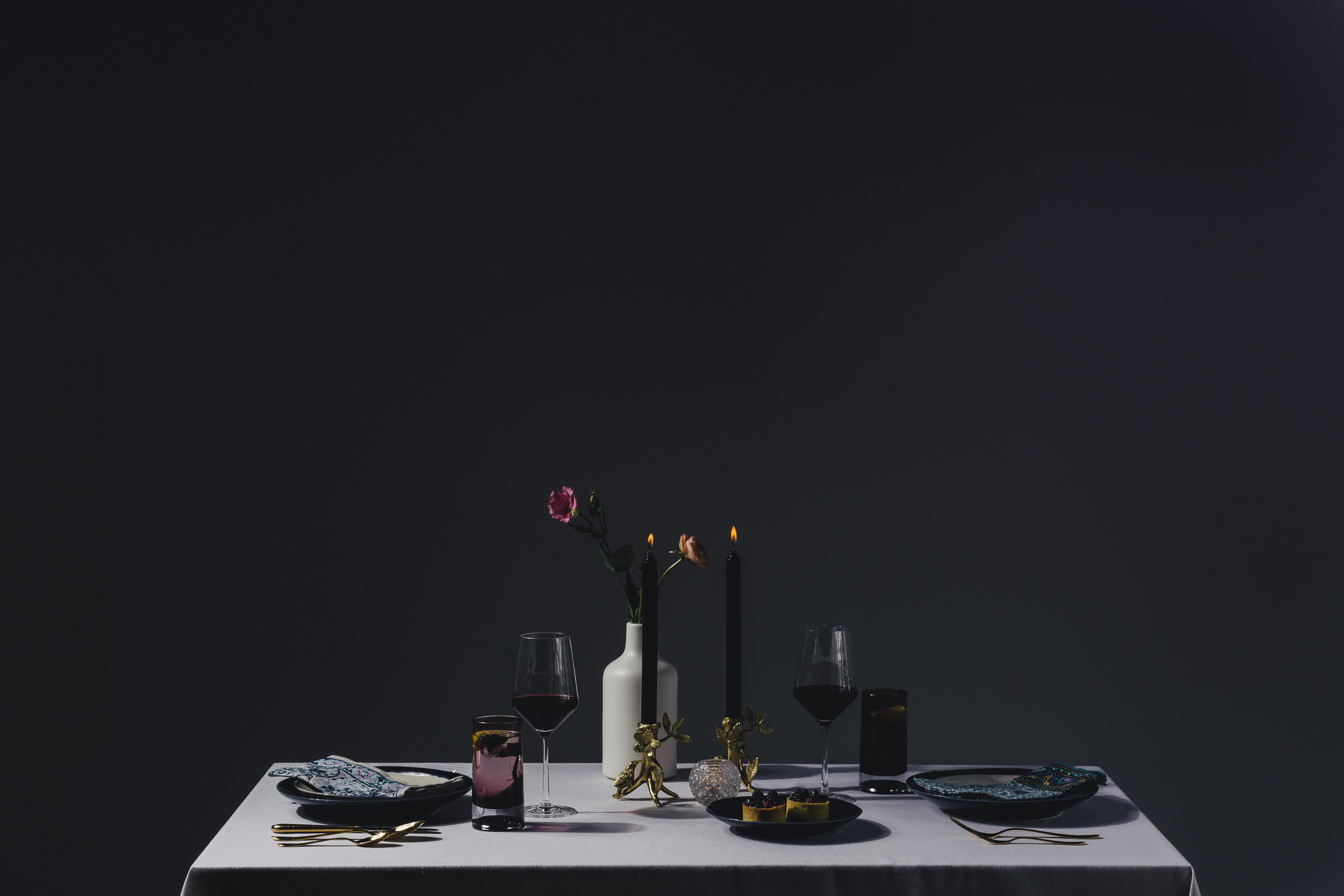 How to Set a Romantic Table for Two | Havenly's Blog!