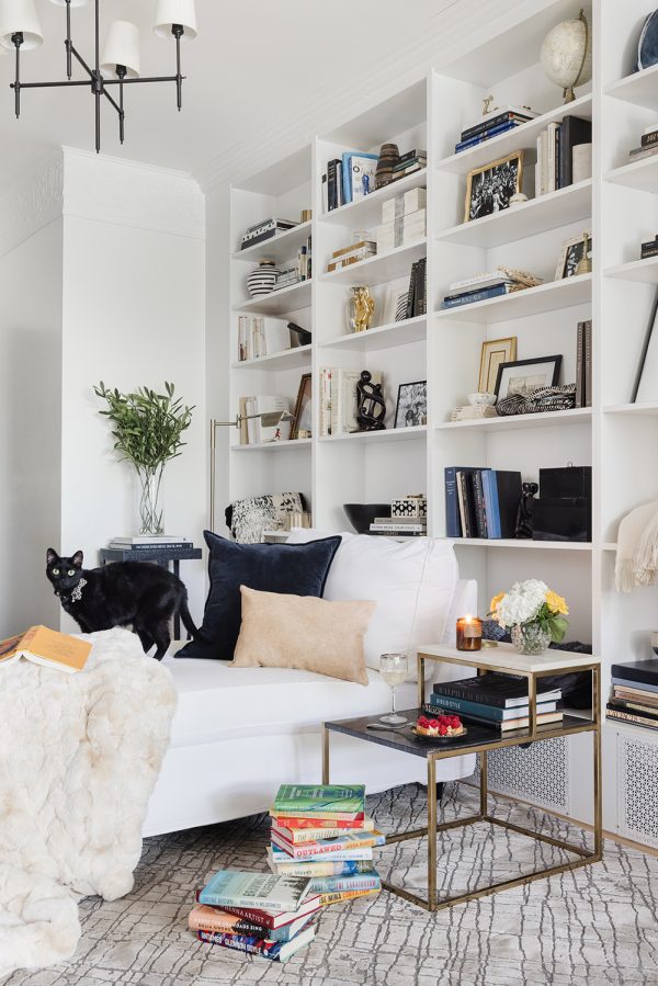 11 Cozy Corners That Prove a Reading Space Is Just an Armchair Away ...