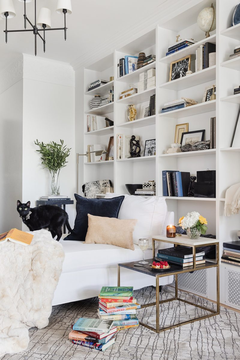 11 Cozy Corners That Prove a Reading Space Is Just an Armchair Away ...