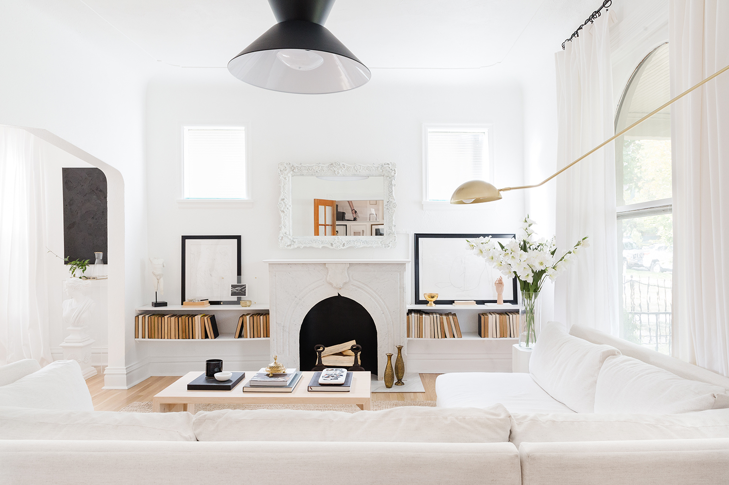How to Create Asymmetrical Balance in Interior Design | Havenly ...