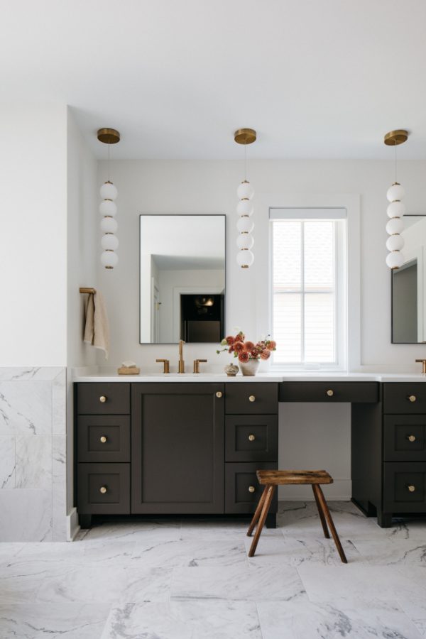 15 Dark Gray Paint Colors That Designers Love | Havenly Blog | Havenly ...